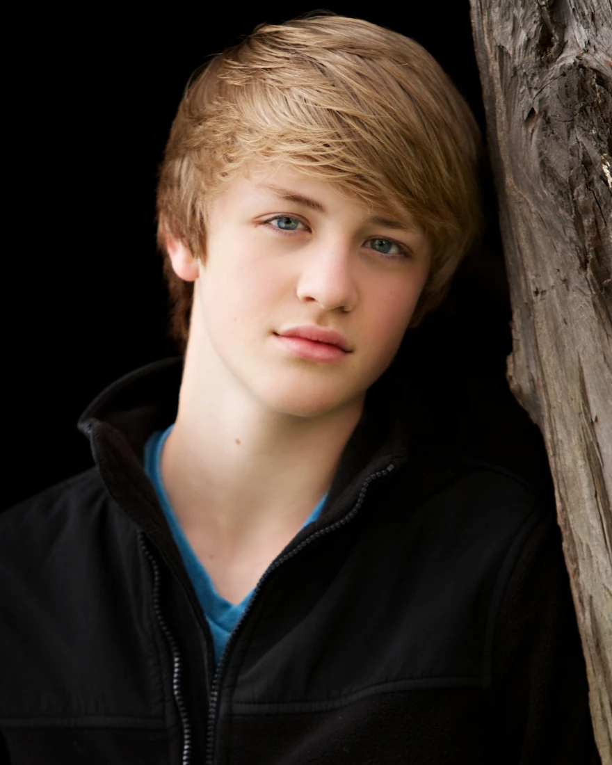 Victor Rayle The Hunger Games Role Playing Wiki Fandom Powered By Wikia