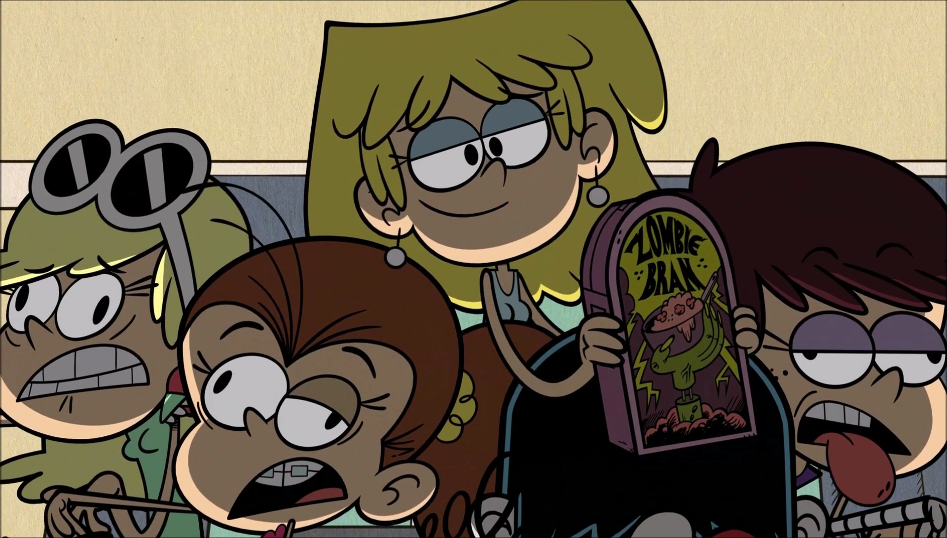 Image - S1E18B Lori with the cereal.png | The Loud House Encyclopedia | FANDOM powered by Wikia
