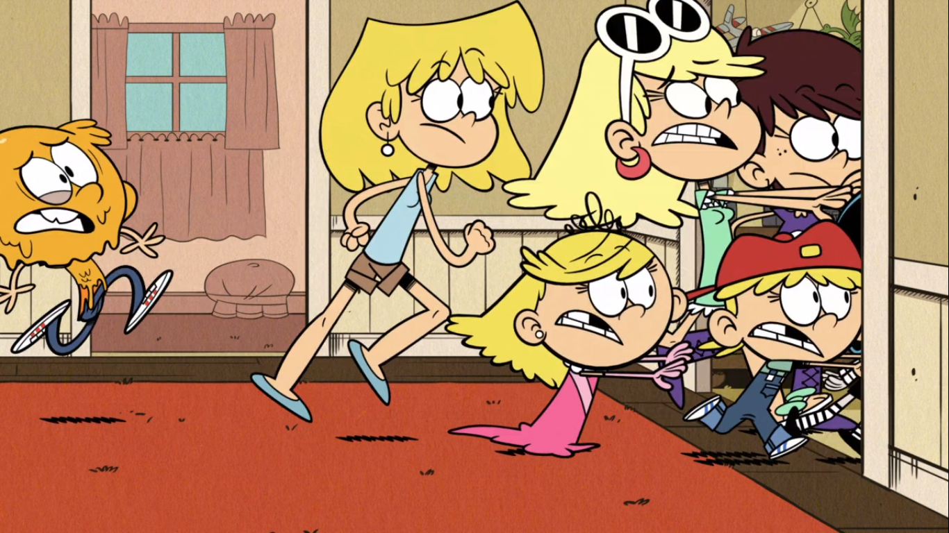 Image - S1E18A Running into Lincoln's room for safety.png | The Loud ...