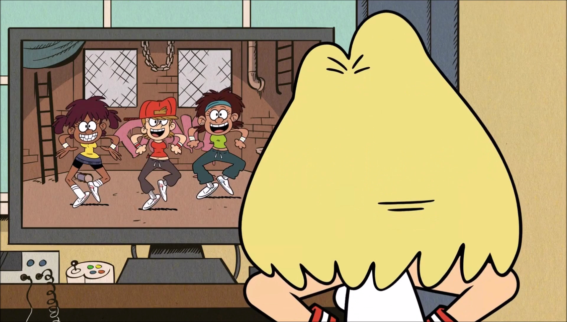 Image S1e21a Rita Exercises To The Exercise Videopng The Loud House Encyclopedia Fandom