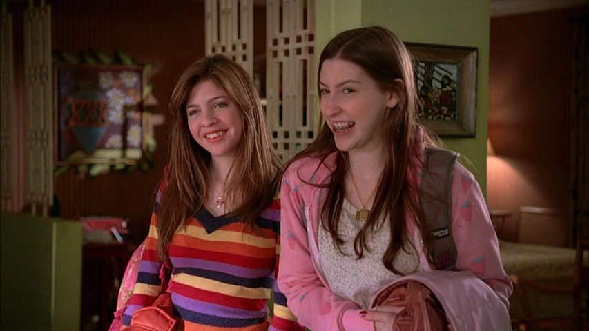 Image - Sue Heck with the New Carly.jpg | The Middle Wiki | FANDOM ...