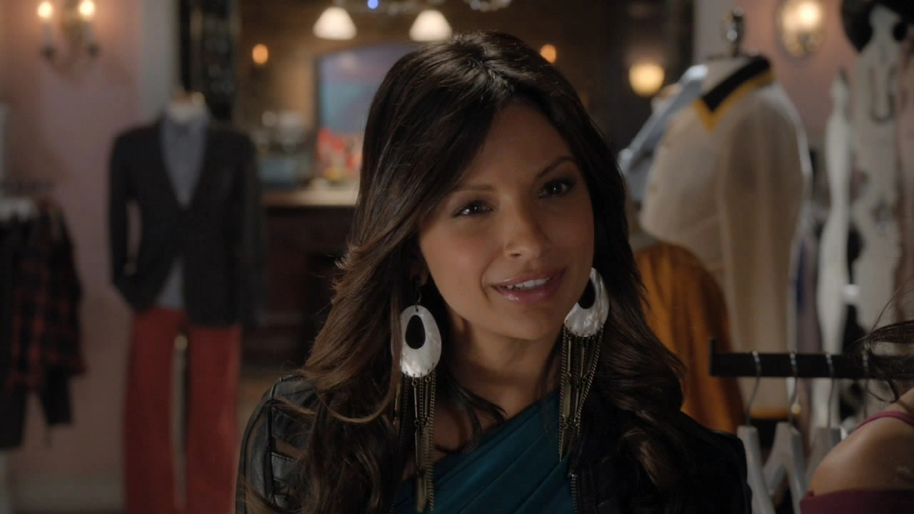 Lilah | The Nine Lives Of Chloe King Wiki | FANDOM powered by Wikia