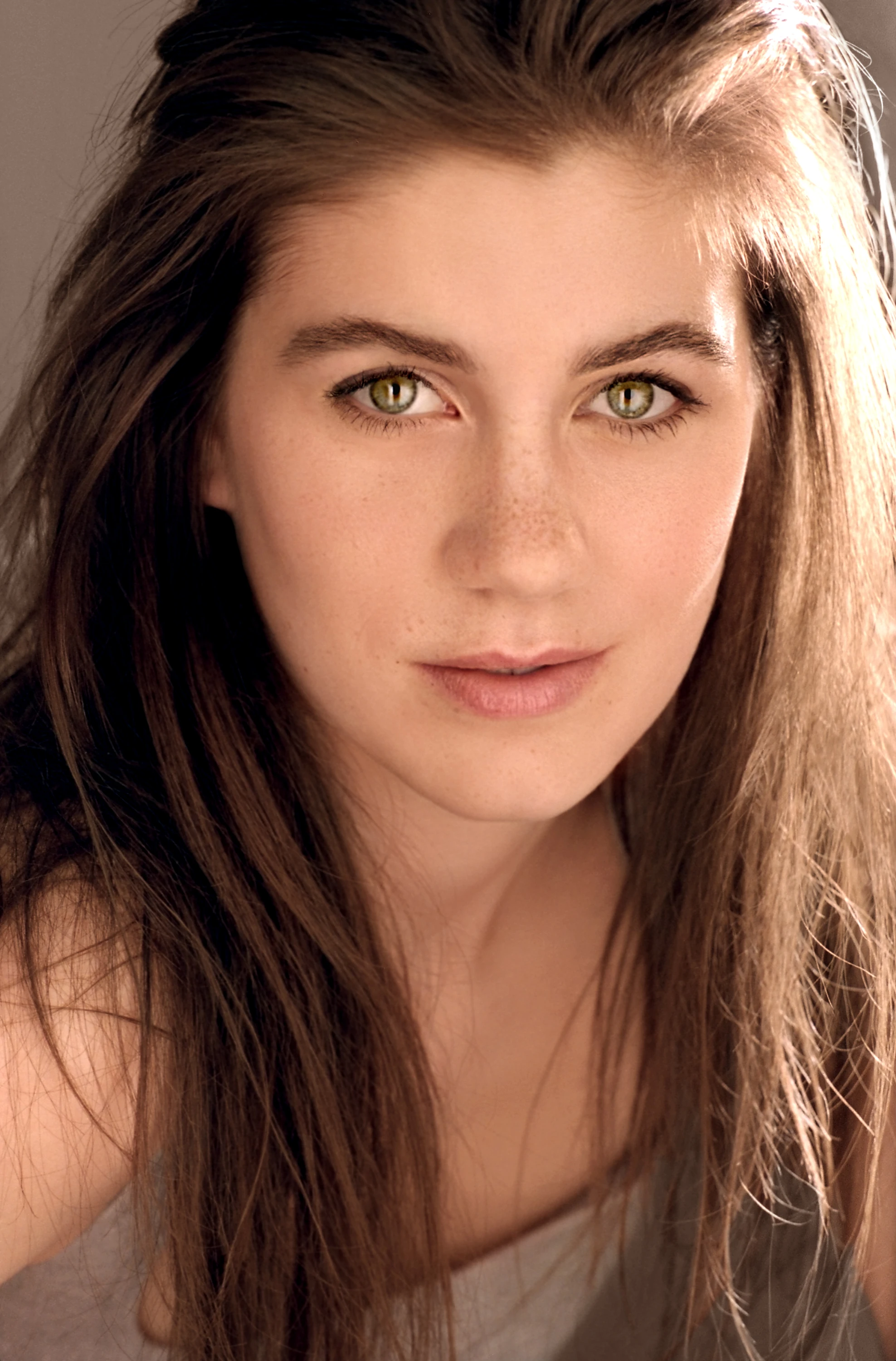 Laura Dreyfuss | The Politician Wiki | Fandom