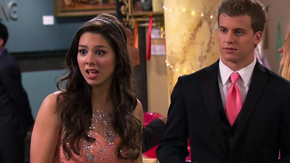 Phoebe and Link | The Thundermans Wiki | Fandom