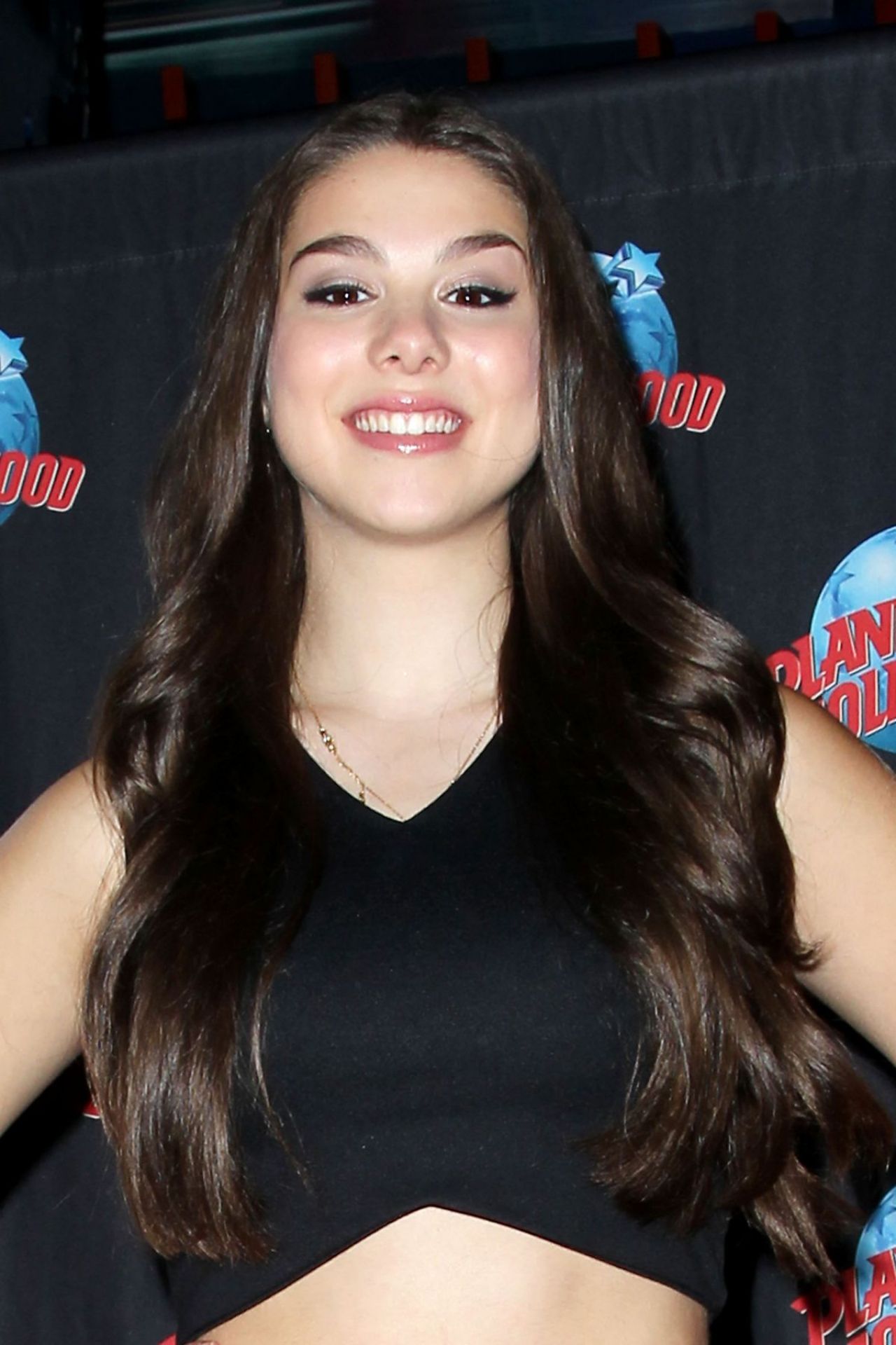 Image Kira Kosarin3 The Thundermans Wiki Fandom Powered By Wikia