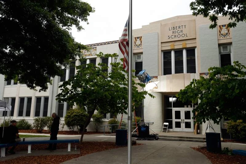 Lycée Liberty | Wiki 13 Reasons Why | FANDOM powered by Wikia