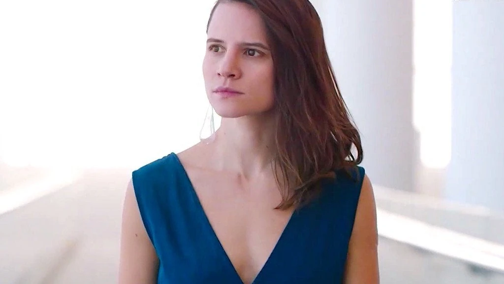 Michele Santana | 3% Wiki | FANDOM powered by Wikia