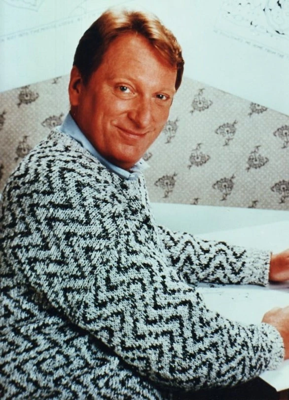 Jeffrey Jones | Tim Burton Wiki | Fandom