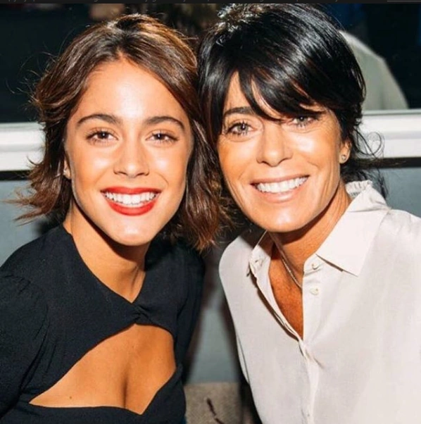 Mariana Muzlera | Tini Stoessel Wiki | Fandom