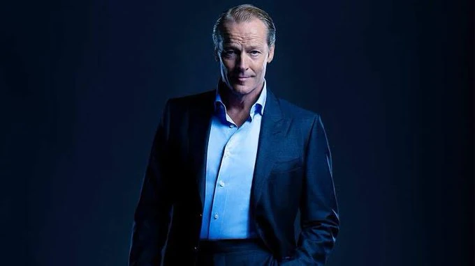 Bruce Wayne | Wiki Titans | Fandom