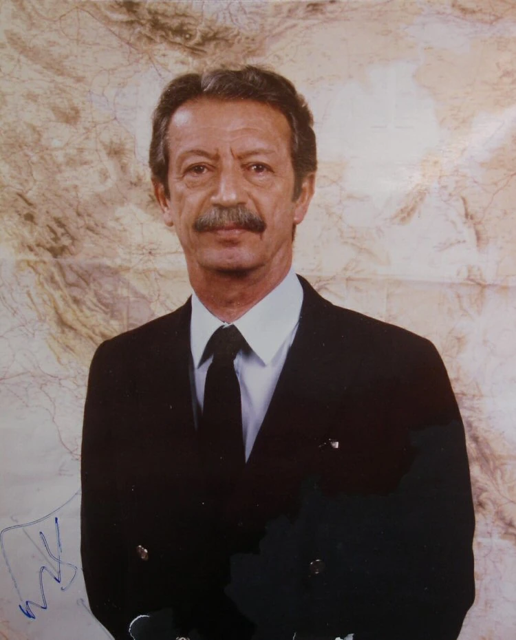 Shapour Bakhtiar | Historica Wiki | Fandom
