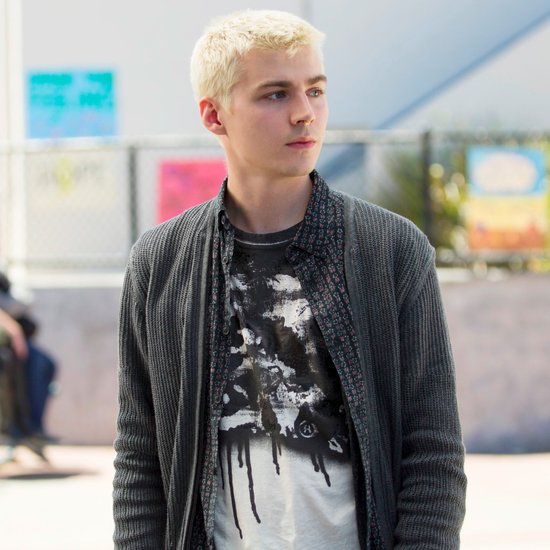 Alex Standall | Tote Mädchen lügen nicht Wiki | FANDOM powered by Wikia