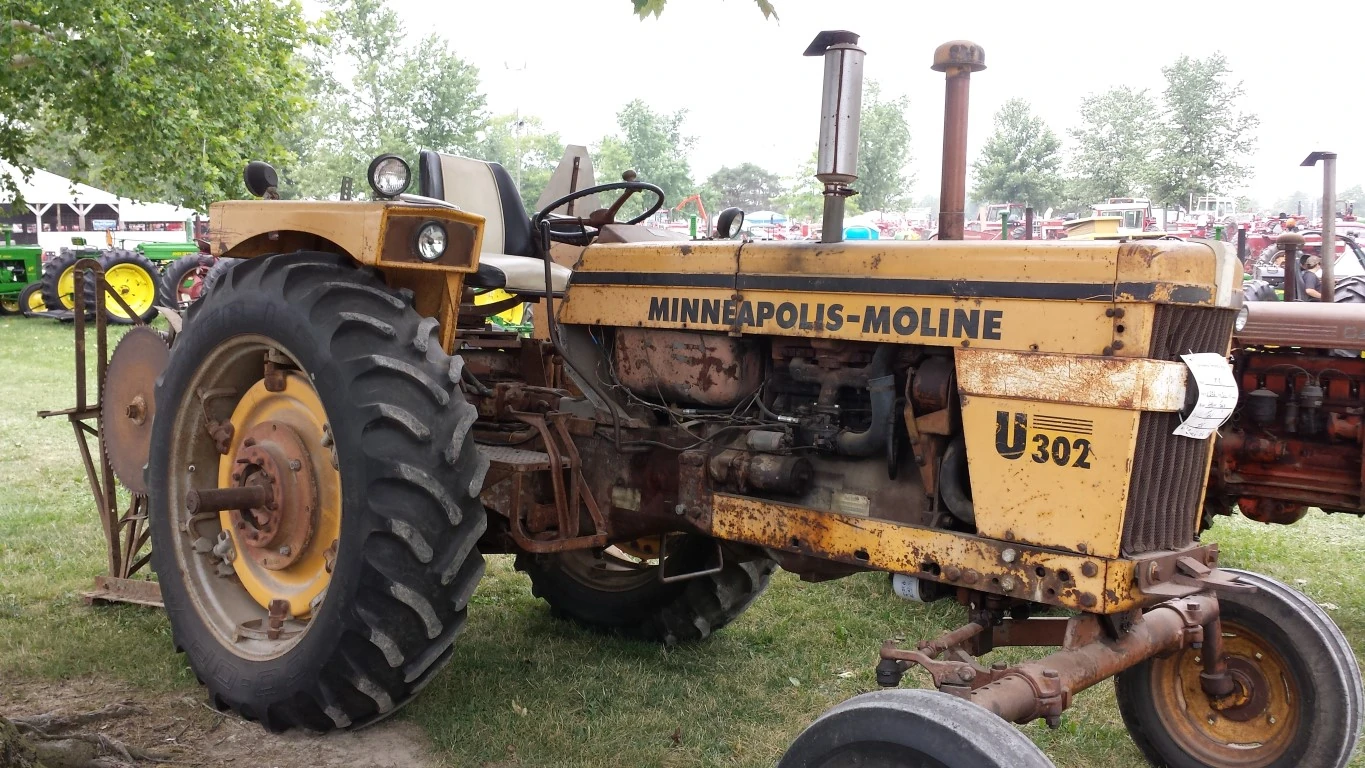 Minneapolis-Moline U302 | Tractor & Construction Plant Wiki | FANDOM ...