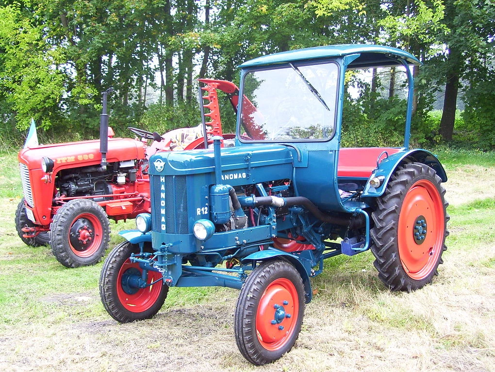 Hanomag R12 | Tractor & Construction Plant Wiki | Fandom