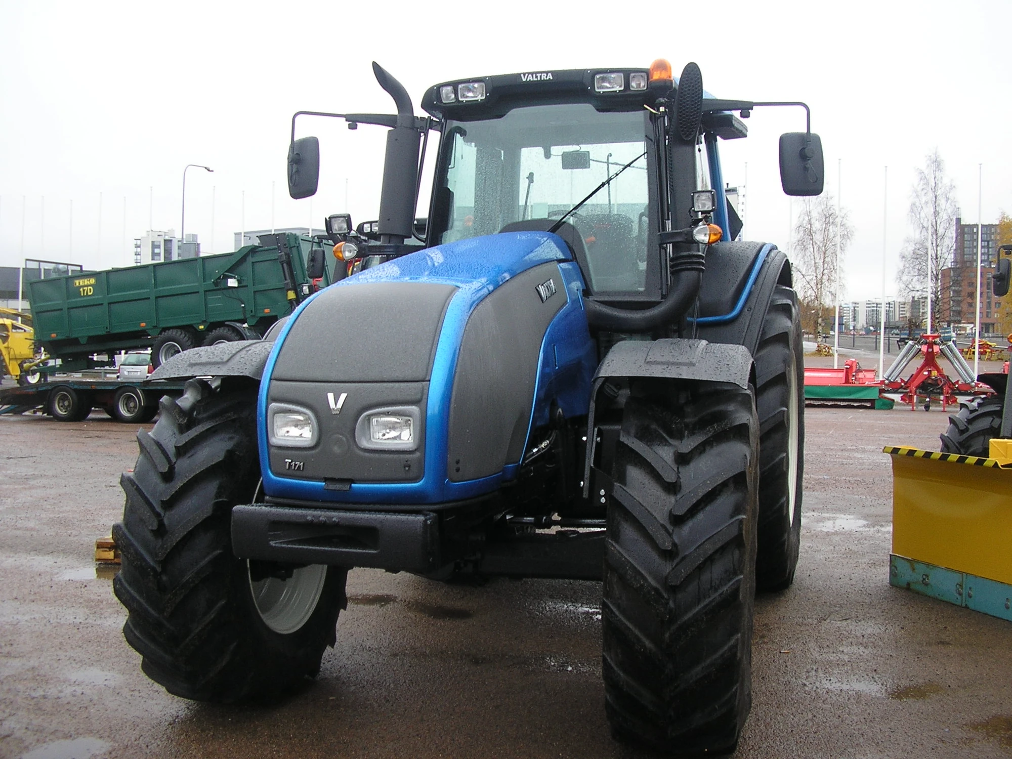 Valtra T171 Classic | Tractor & Construction Plant Wiki | FANDOM ...