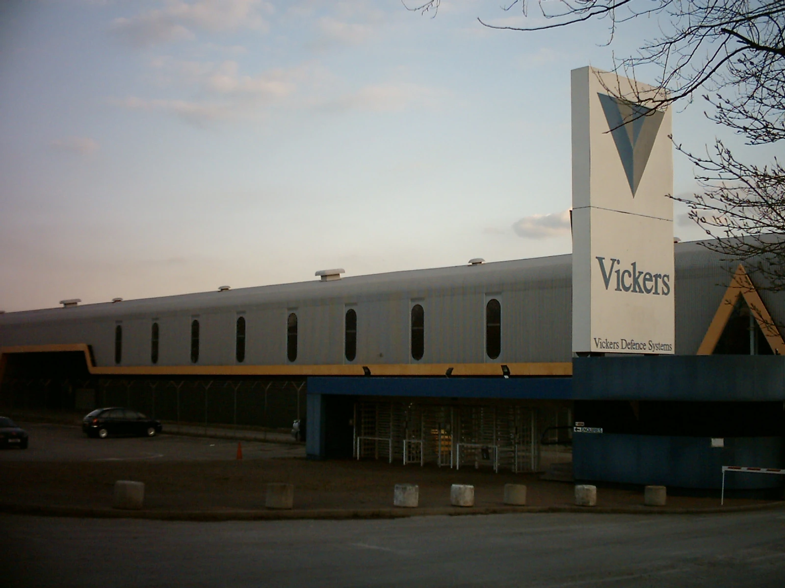 Vickers Plc | Tractor & Construction Plant Wiki | Fandom