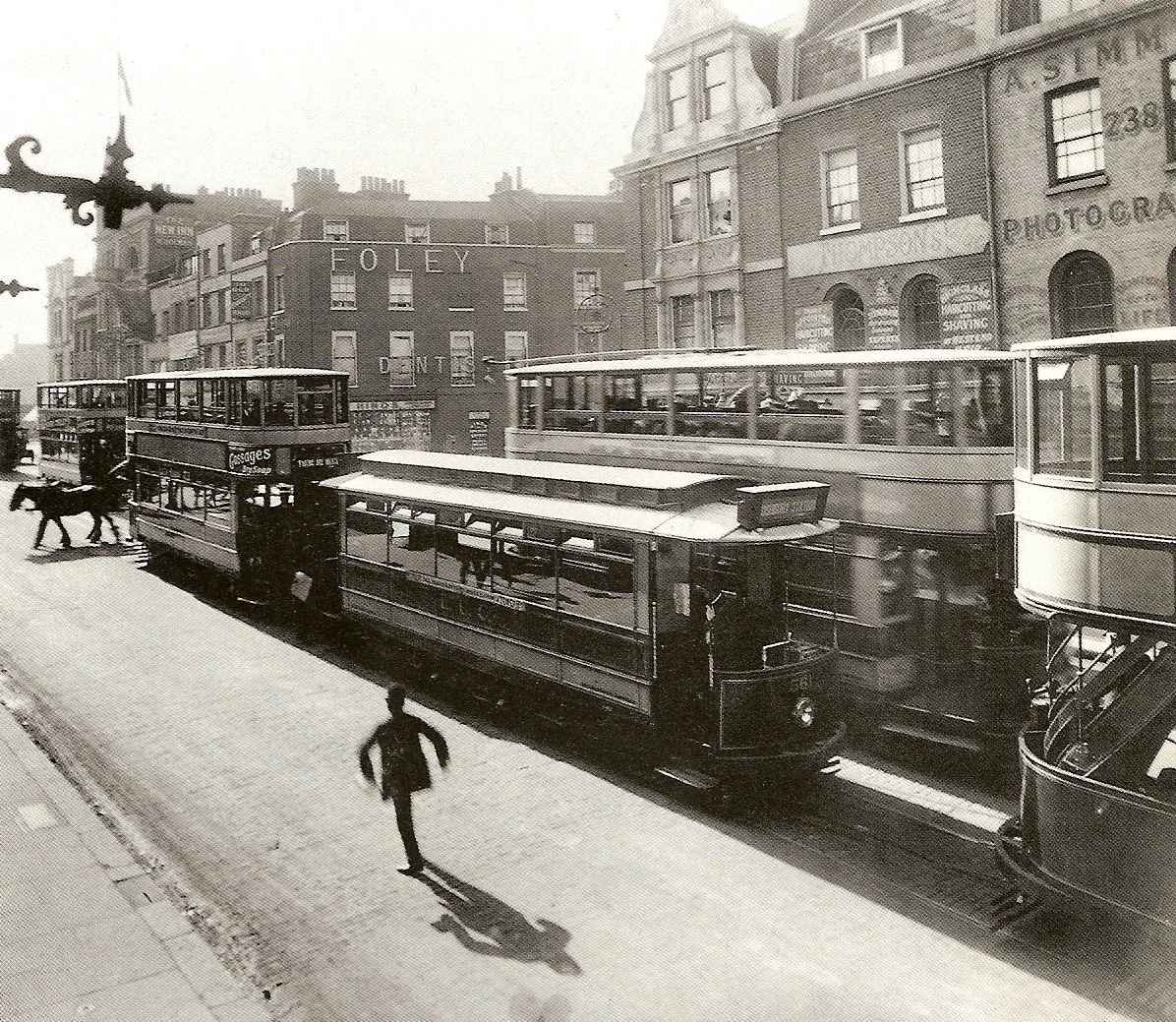 Trams in London | Worldwide Trams Wiki | Fandom