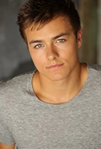 Carter Evans | Trapped Wiki | Fandom