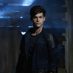 Alec Lightwood | Shadowhunters on Freeform Wiki | Fandom