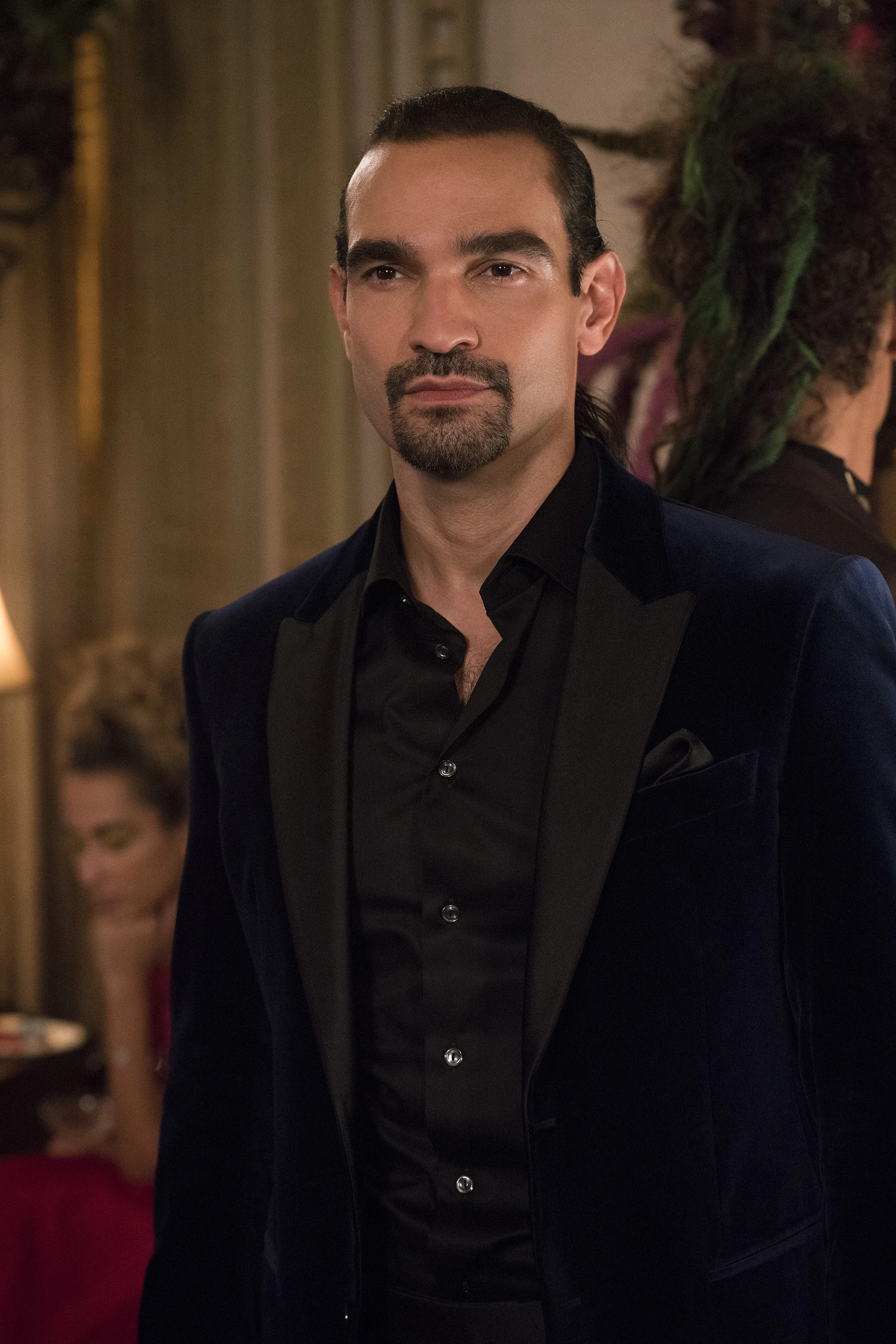 Lorenzo Rey | Shadowhunters on Freeform Wiki | Fandom