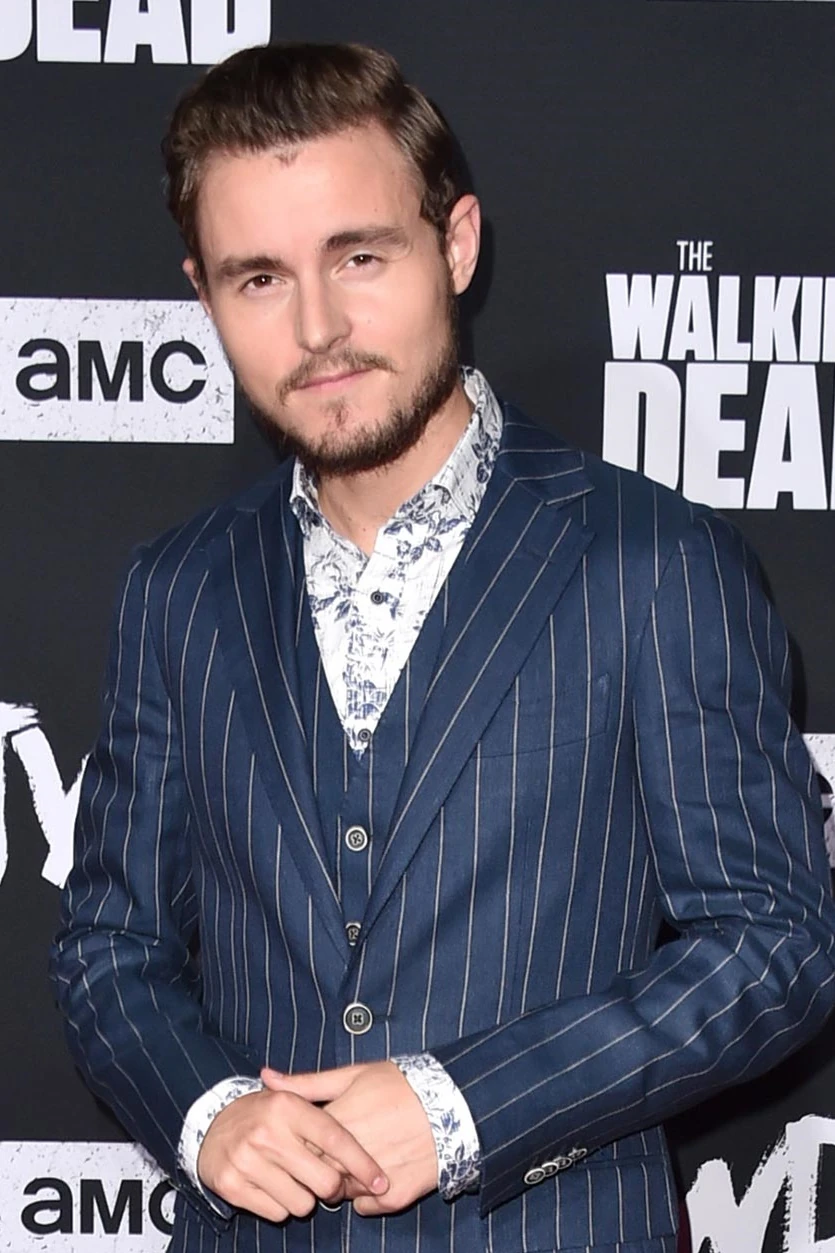 Callan McAuliffe | Wiki The Walking Dead | Fandom