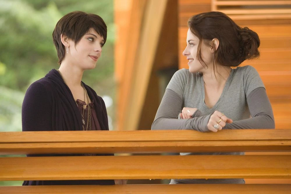 Image - Alice and Bella.jpg | Twilight Saga Wiki | FANDOM powered by Wikia