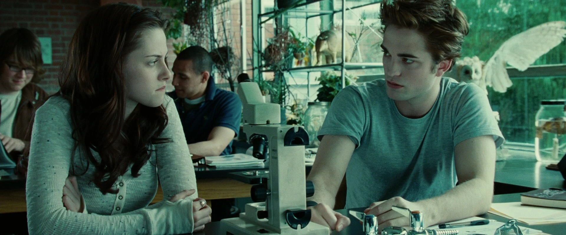 Image - Bella & Edward - Biology Class.png | Twilight Saga Wiki ...