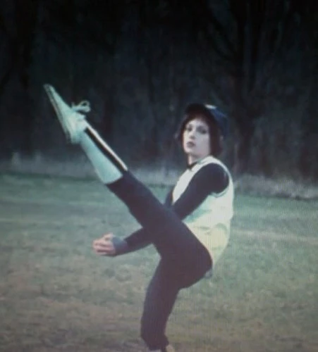 Obraz - 167px-Alice at the baseball game.jpg | Saga "Zmierzch" Wiki ...