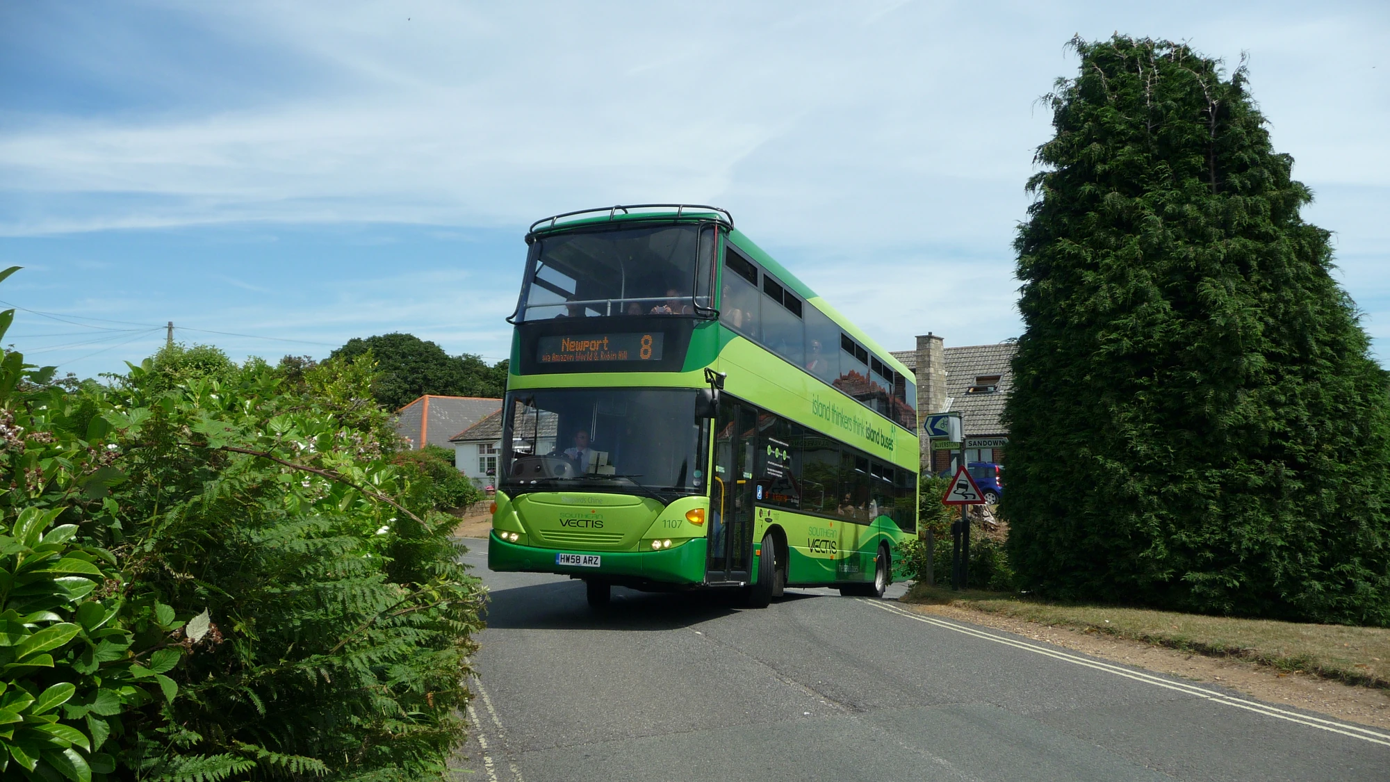 Southern Vectis: Route 8 | UK Transport Wiki | Fandom