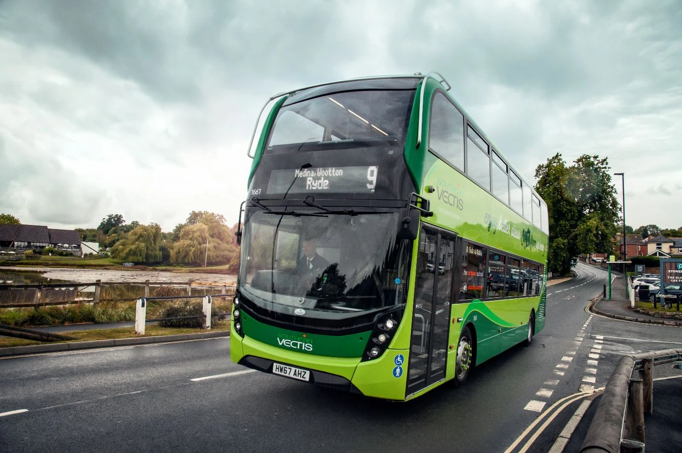 Southern Vectis: Route 9 | UK Transport Wiki | Fandom