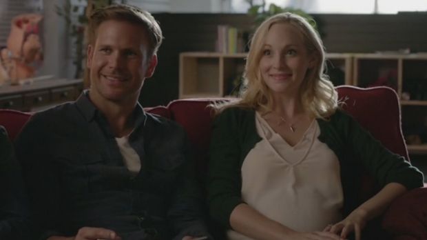 Alaric und Caroline | Vampire Diaries Wiki | Fandom Alaric und Caroline | Vampire Diaries Wiki | Fandom