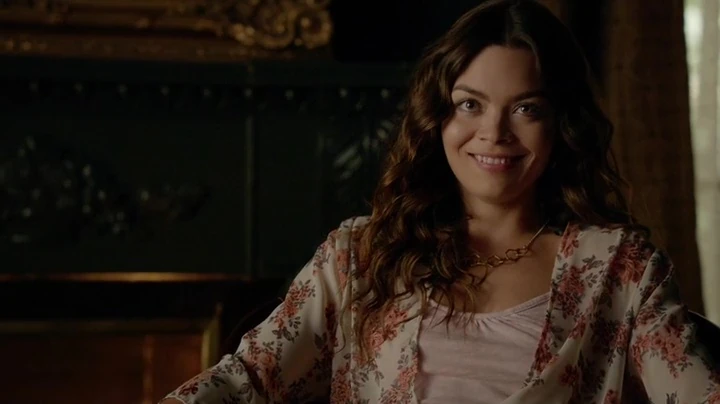 Nora Hildegard | Wiki Vampirediaries | FANDOM powered by Wikia