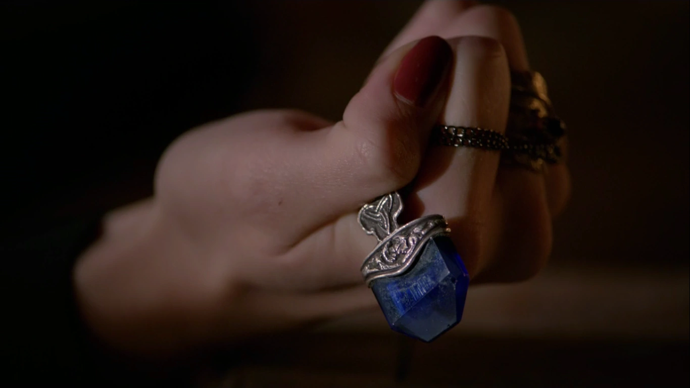 Freya's Talisman | The Vampire Diaries Wiki | Fandom
