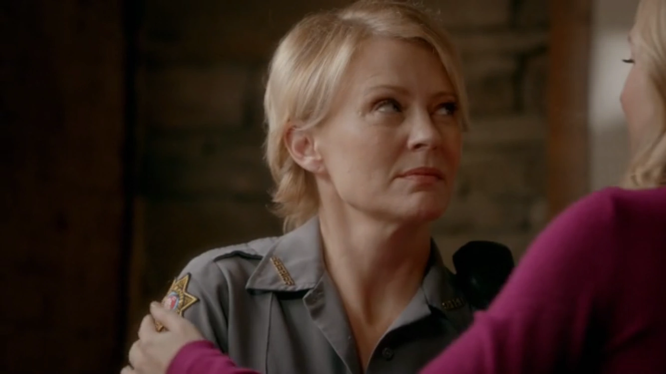 Elizabeth Forbes | Wiki Vampire Diaries France | Fandom