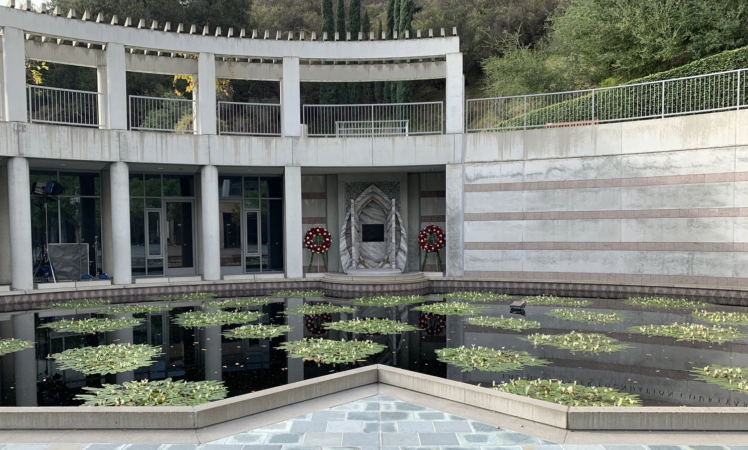 Selina Meyer Presidential Library | VEEP Wiki | Fandom