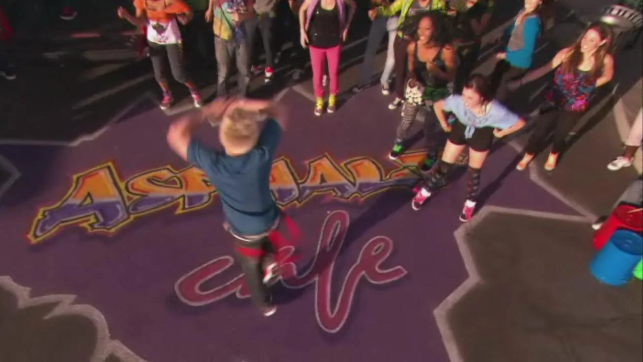 Asphalt Café | Victorious Wiki | Fandom