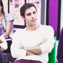 León Vargas | Wiki Violetta | Fandom