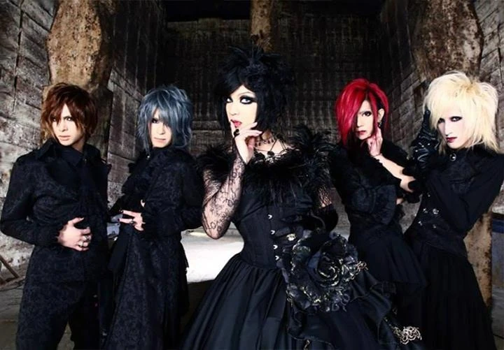 Femme Fatale | Wiki Visual Kei | FANDOM powered by Wikia