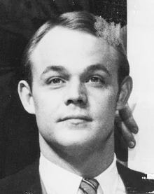 Lewis Arquette | Voice Actors from the world Wikia | Fandom