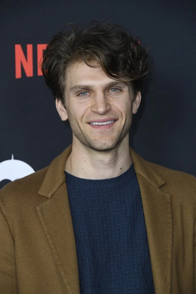 Keegan Allen | Walkerpedia | Fandom