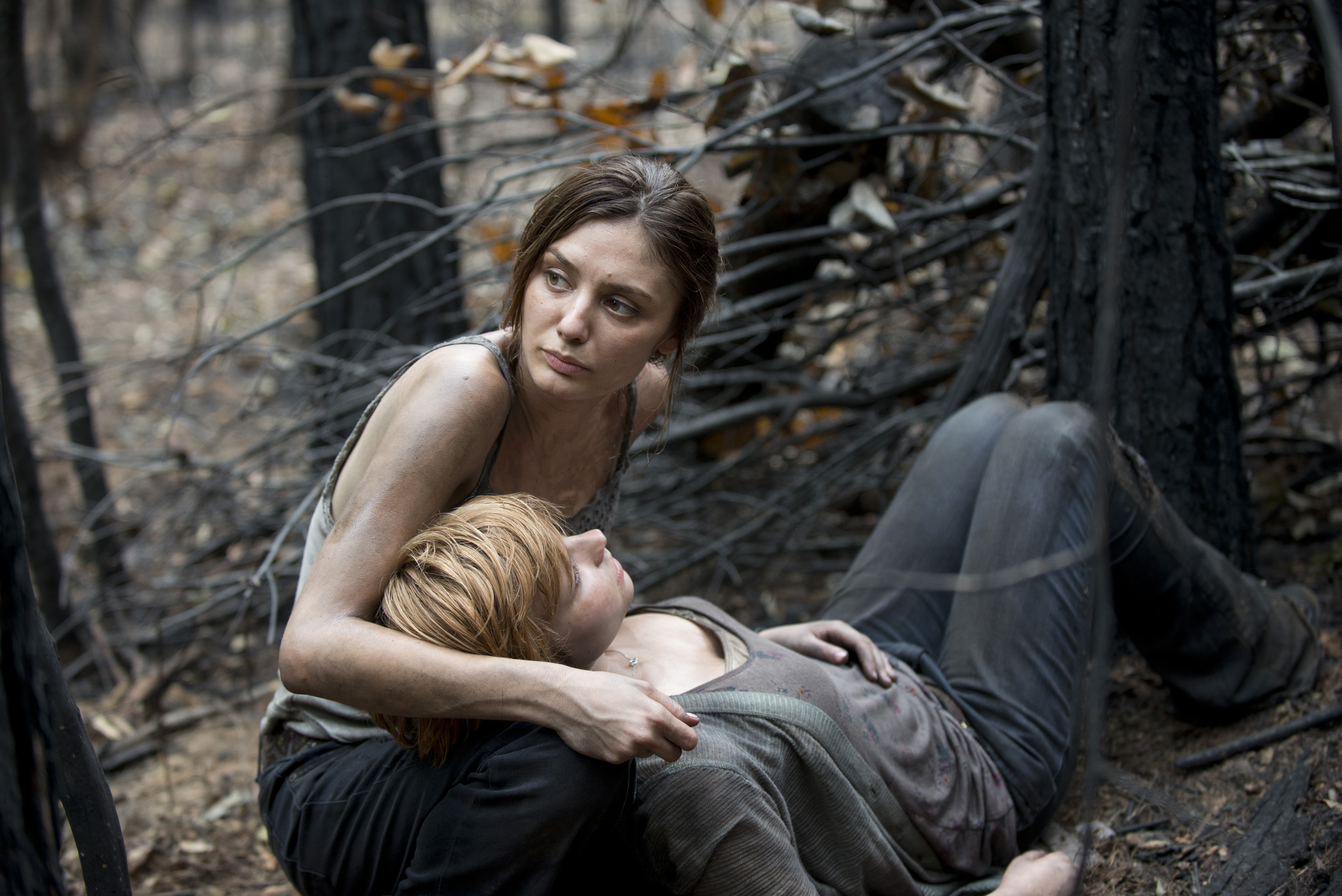Image - AMC 606 Sherry Tina Hiding.png | Walking Dead Wiki | FANDOM ... Image - AMC 606 Sherry Tina Hiding.png | Walking Dead Wiki | FANDOM ...
