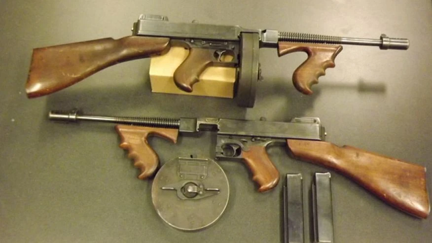 Mitraillette Al Capone : Al Capone, la star de la mafia américaine – GMLYP