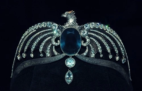 Rowena Ravenclaw's diadem | Warner Bros. Entertainment Wiki | FANDOM ...