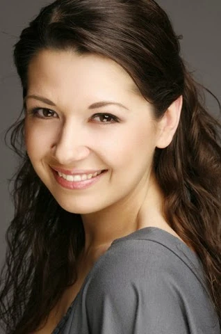 Ashleigh Gray | Wicked Wiki | Fandom