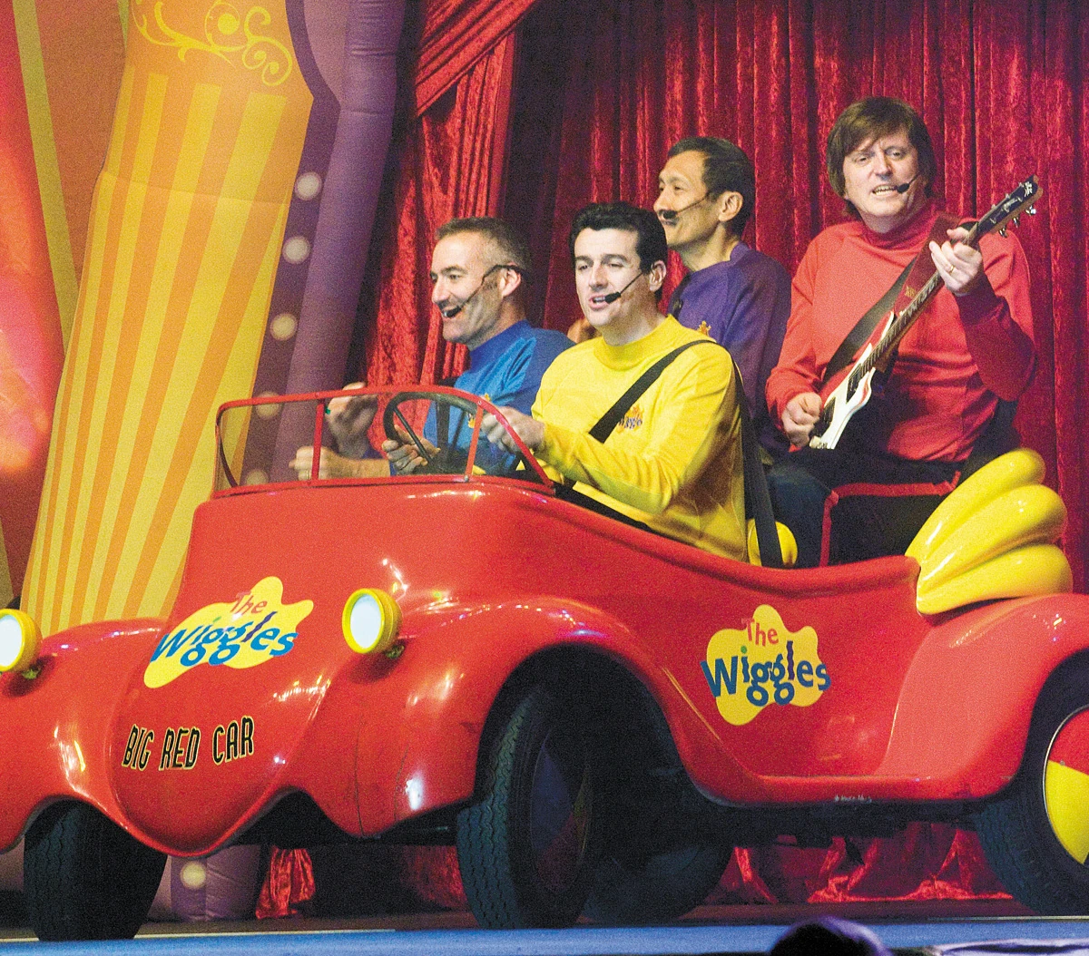 Image - Big-red-car-visits-p-e-i-1240122.jpg | Wigglepedia | FANDOM ...