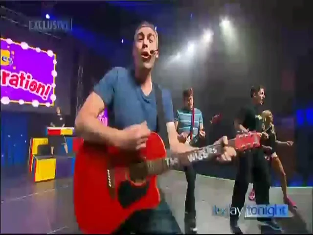 Image - GregPagePlayingMatonAcousticGuitar.jpg | Wigglepedia | FANDOM ...