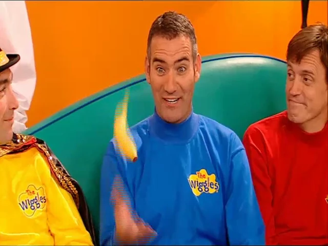 Image - TheAwakeWigglesinISwingMyBaton.jpg | Wigglepedia | FANDOM ...