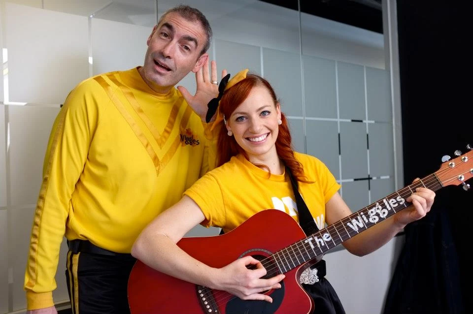 Emma's Instrument Playing Skit | Wigglepedia | Fandom