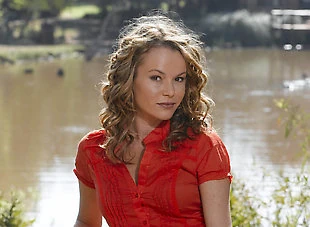 Sarah Trevanion | Wild at Heart Wiki | Fandom