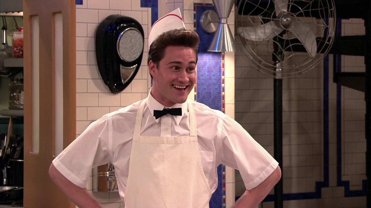 Hank Russo | Wizards of Waverly Place Wiki | Fandom